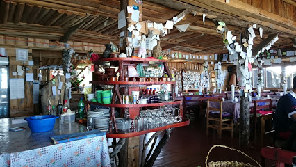 Restaurant El Invunche De Guañaca en Quetalmahue - COMPARAR PRECIOS